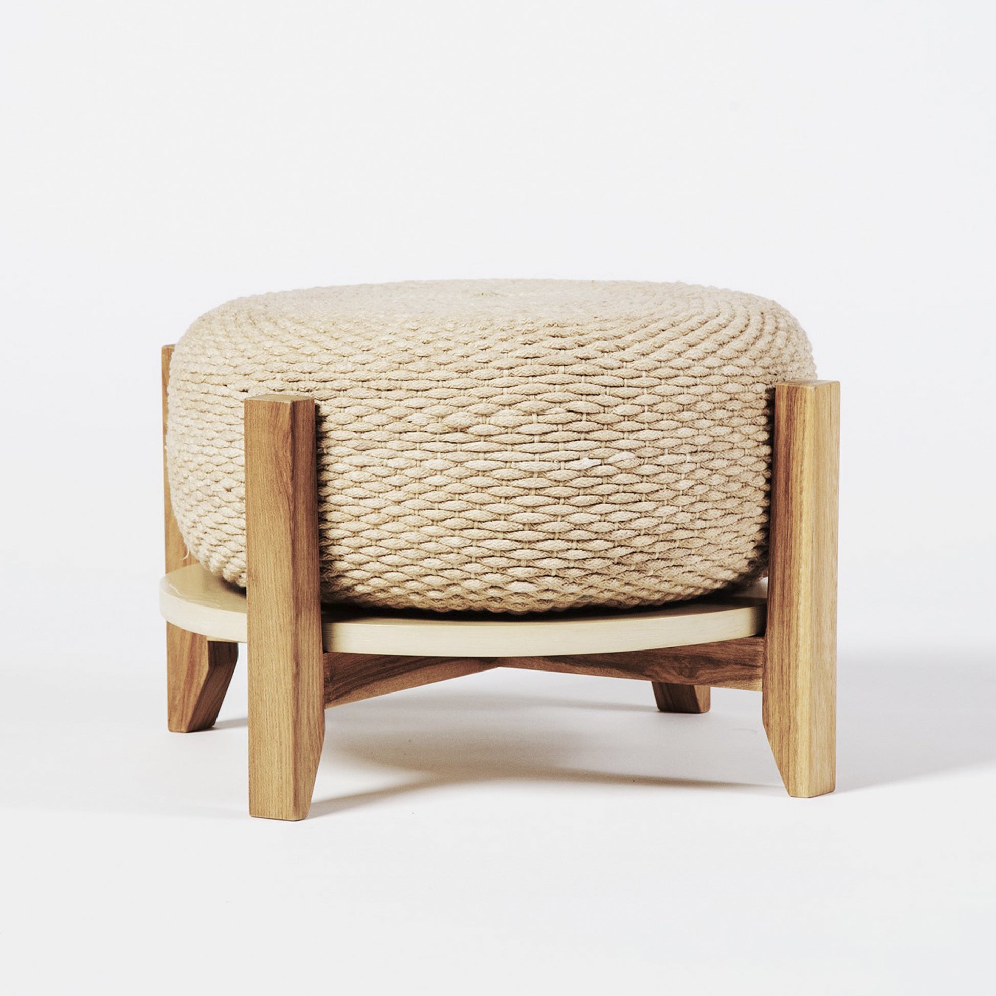 Sillones & Puffs – las marinas muebles